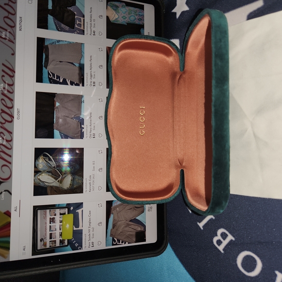 Gucci | Accessories | Gucci Eyeglass Case Authentic Emerald Green ...